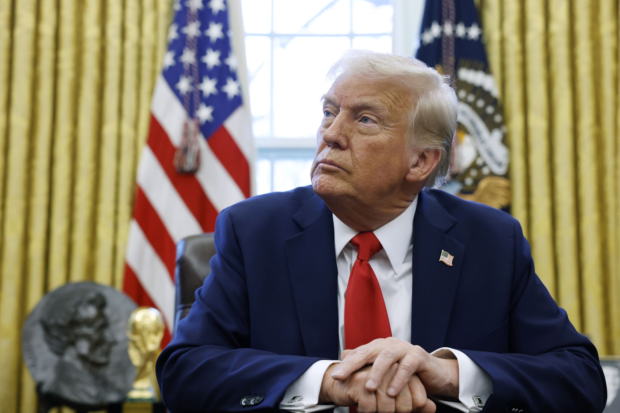 Trump unveils $5m 'golden residency' cards targeting elites