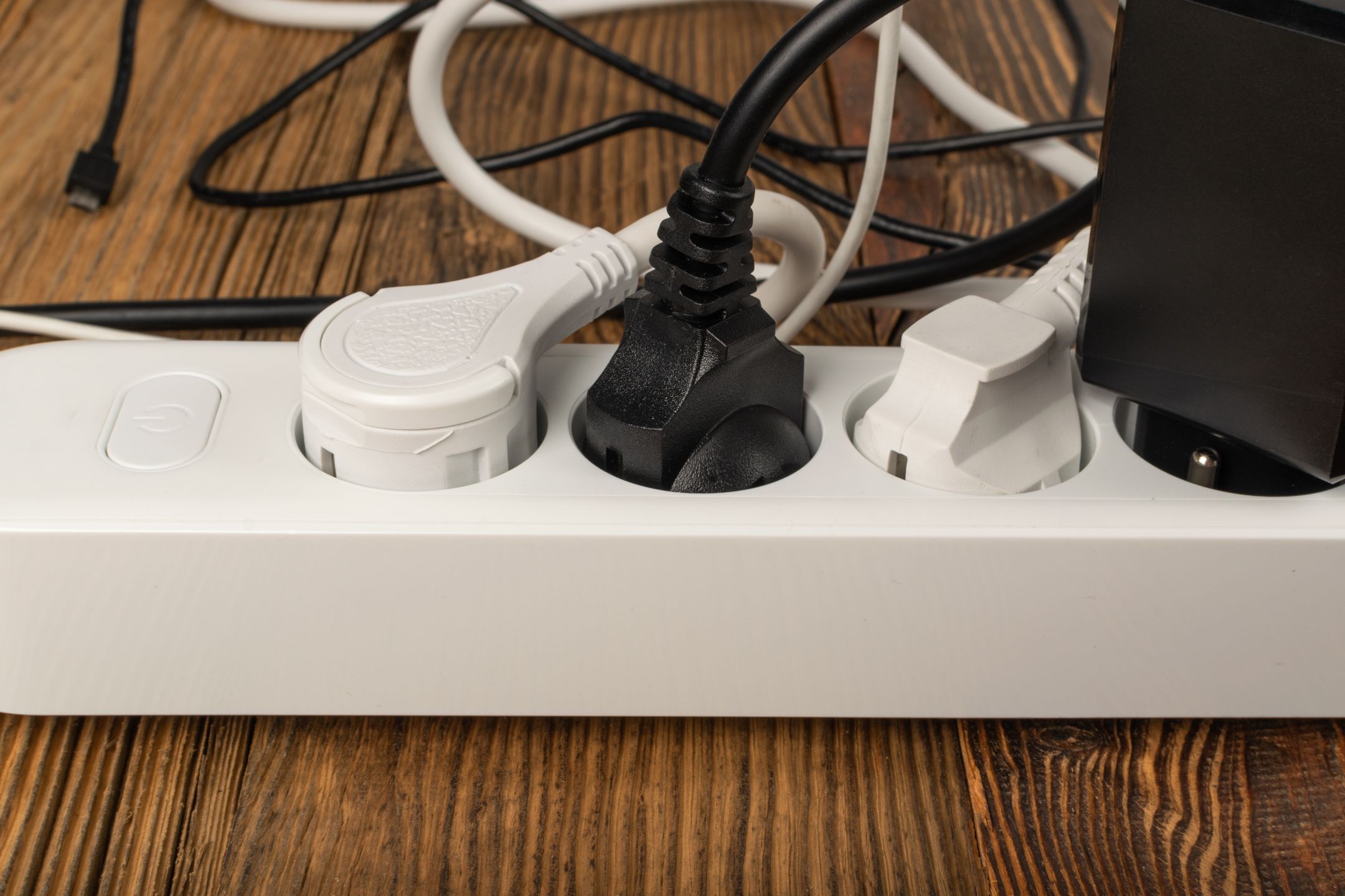 Essential safety tips: Avoid extension cords with high-power devices