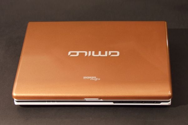 Fujitsu-Siemens Amilo mini