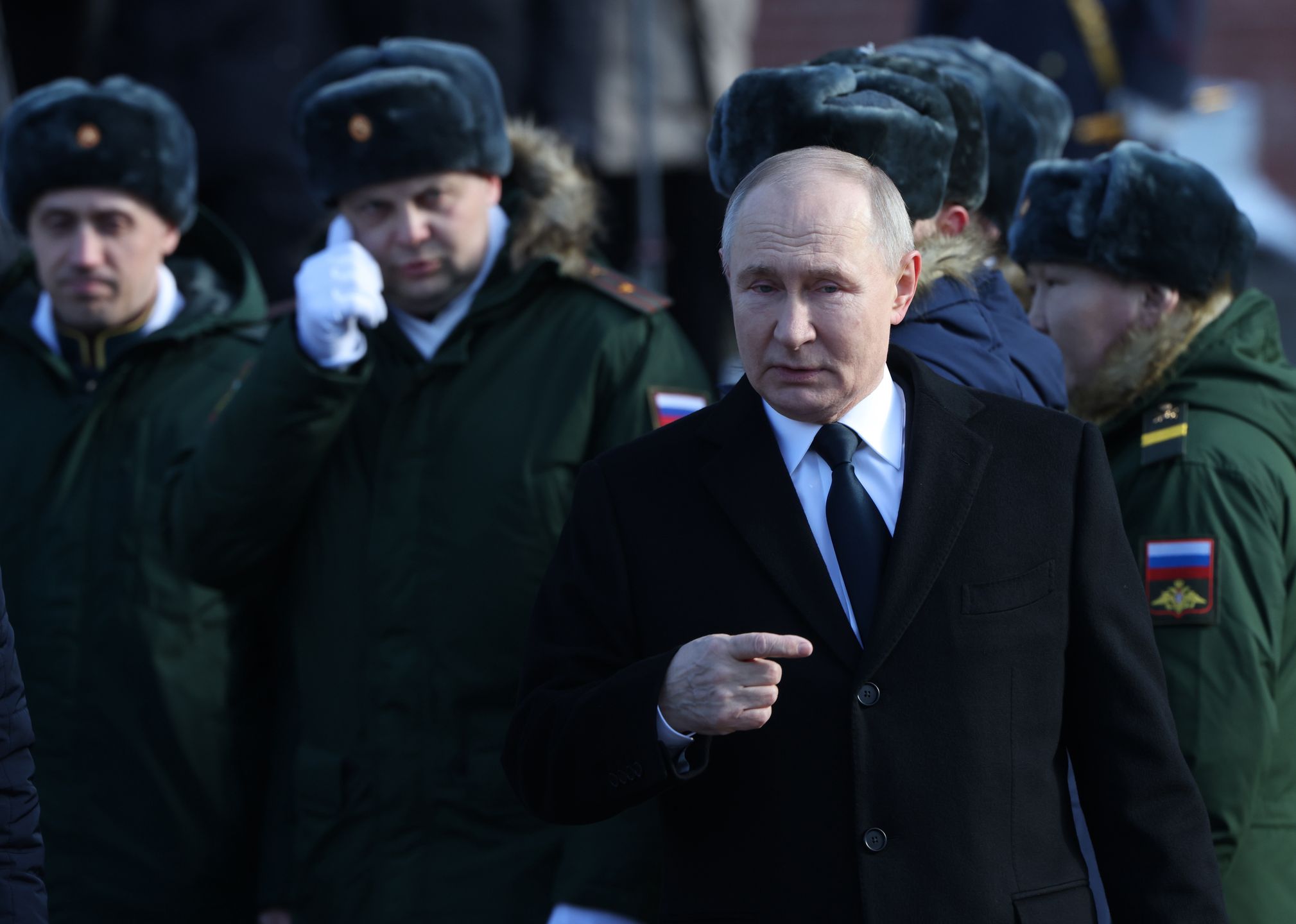 Trump and Putin discuss major defense cuts amid European arms race