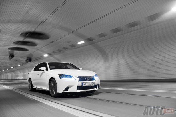 Lexus GS450h F-Sport - hybrydowy Transformer [test autokult.pl]