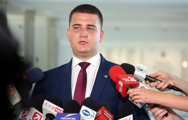 Tylko w WP. Interpelacja ws. "wybryków" rzecznika MON. "Bartłomiej ...