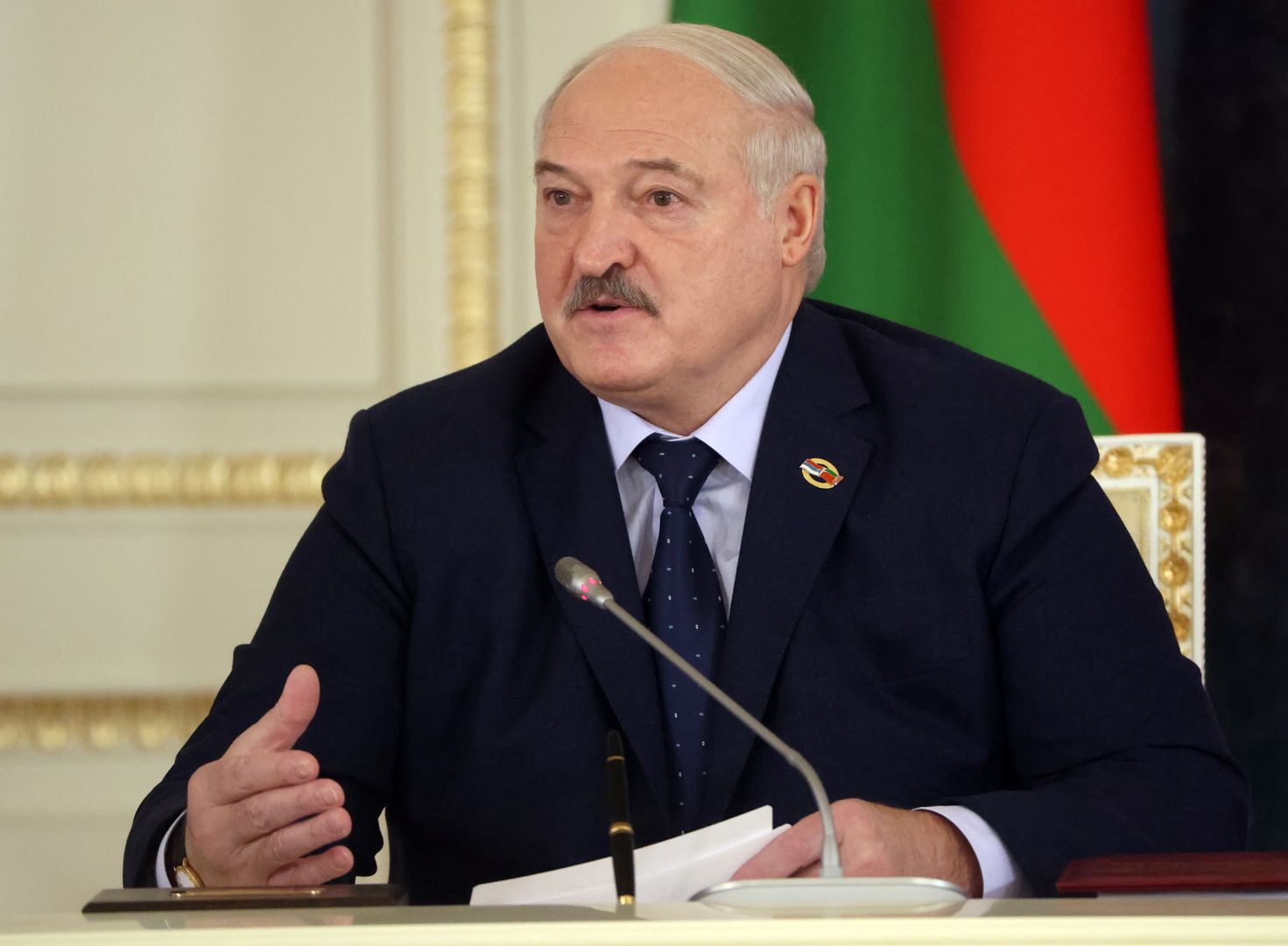 Belarus leader criticized by Russia over troop withdrawal