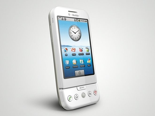Pierwszy telefon z Androidem obchodzi czwarte urodziny