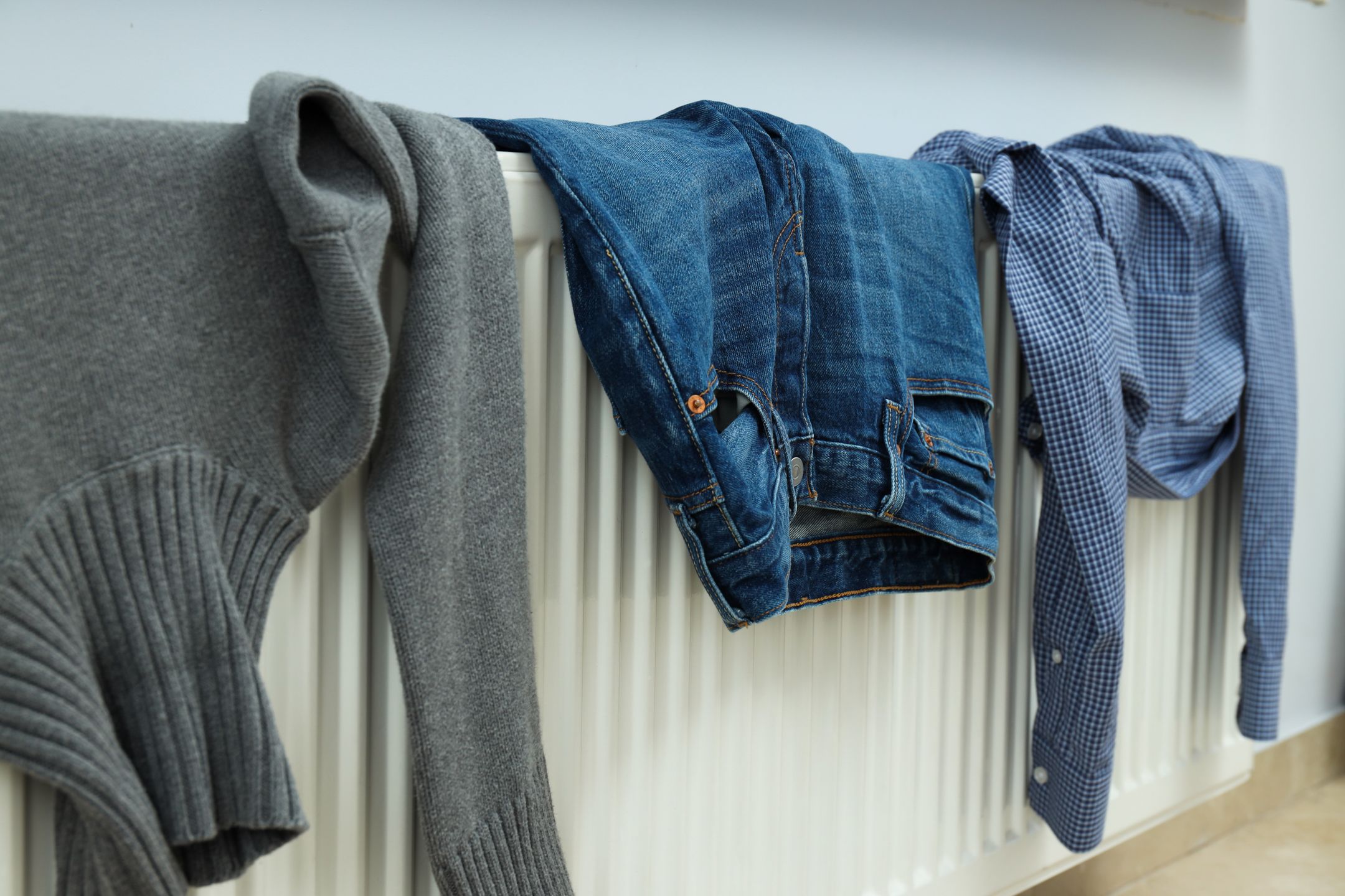 Interior expert advises against drying clothes on radiators