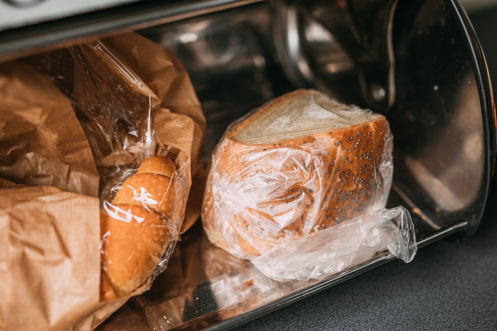 Stop making your bread hard and dull. Common mistakes and tricks to ...