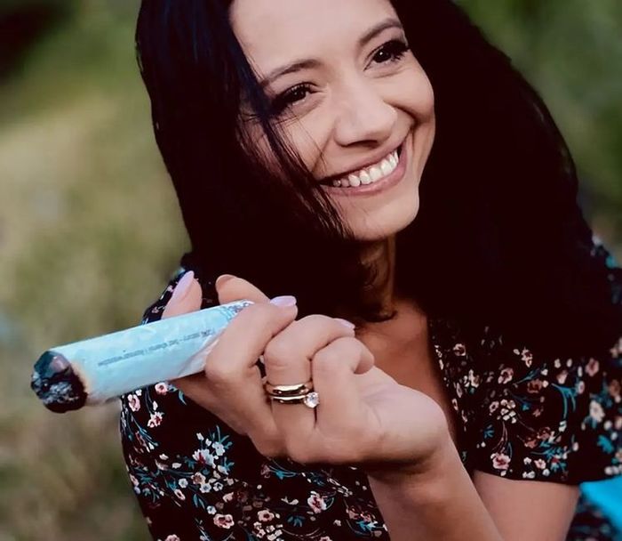 Adriana Kalska w bikini. Jak wygląda aktorka na kadrach z wakacji? Adriana Kalska w bikini. Jak wygląda aktorka na kadrach z wakacji?