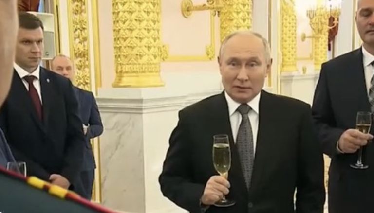 Was Vladimir Putin drunk on television? The footage raises doubts