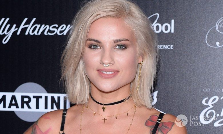 Karolina Gilon na pokazie Bizuu. Dziewczęco i niewinnie? Tylko ...