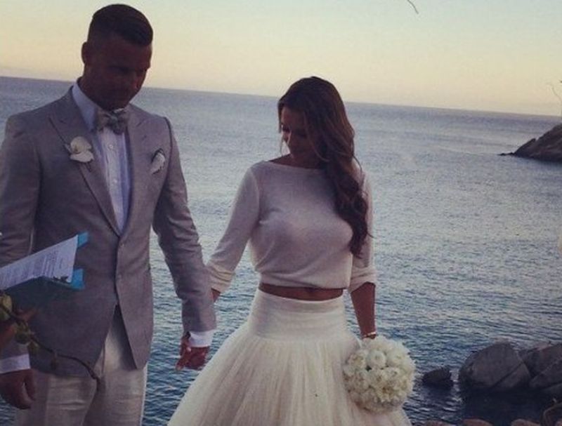 Sara Mannei i Artur Boruc wzięli dwa śluby! Przed romantyczną ceremonią na plaży...