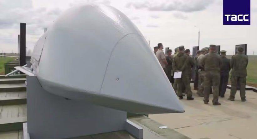 Russia unveils S8000 missile with Western electronics mix