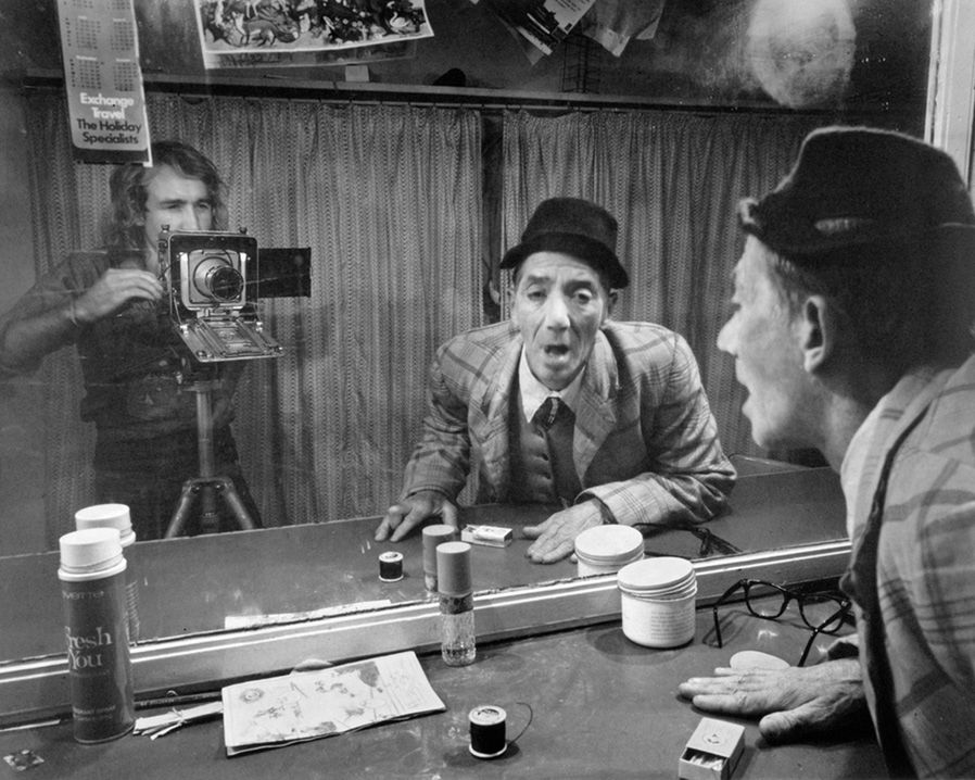 Peter Lavery przez 50 lat dokumentował magiczne życie cyrkowców