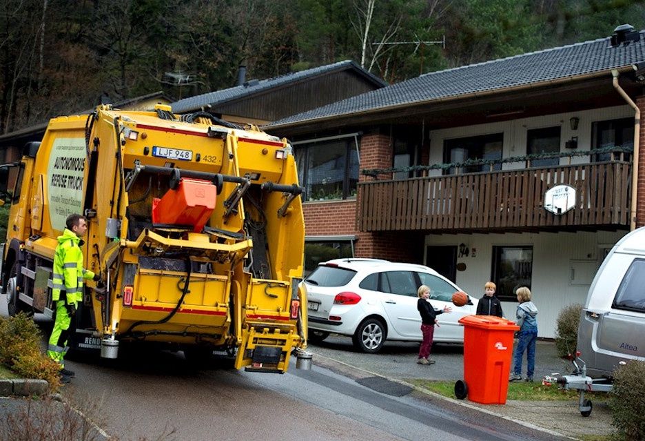 Volvo i śmieci, które wywożą się same [AKT.]