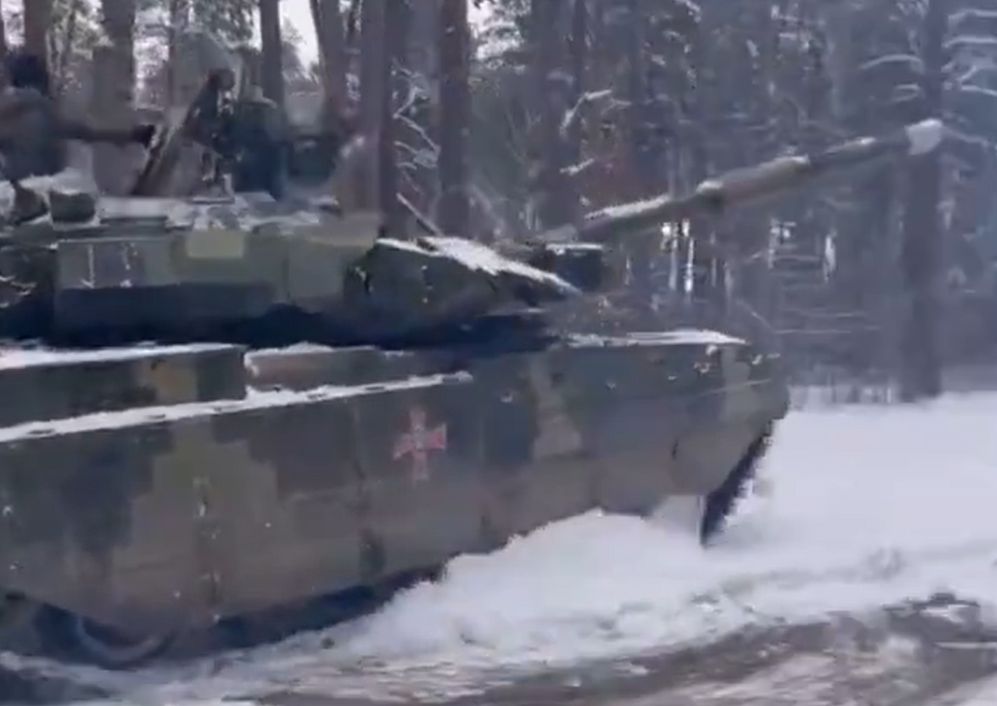Unveiling Ukraine's rare T-84 tanks: A story of rugged innovation amid ...