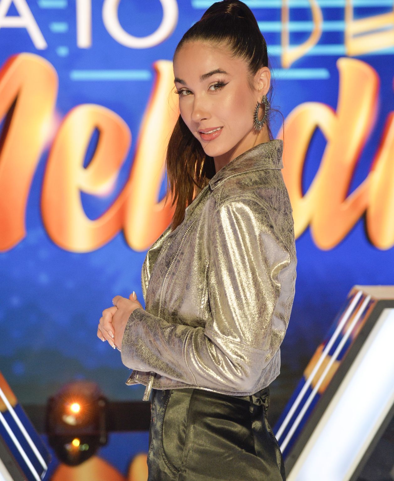 "Jaka to melodia?": Ida Nowakowska wygina się na planie programu ...