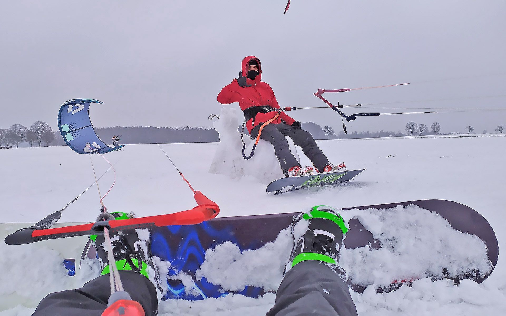 Snowkite. "15 minut przeszkolenia wystarczy, by przerzucić się z wody ...