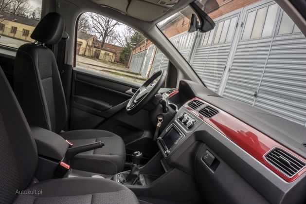 Volkswagen Caddy (2015) i Touran (2015) – test, opinia, spalanie, cena