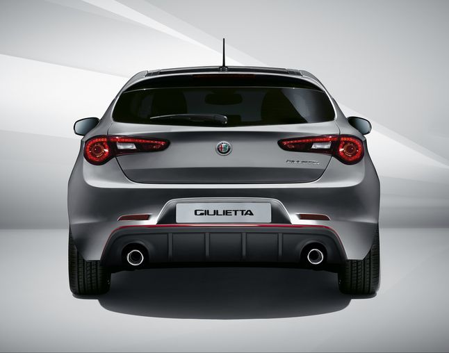 Puchar hot hatchów: Mini John Cooper Works vs Alfa Romeo Giulietta ...